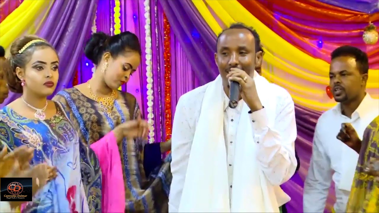 Axmed Daahir X Dalmar | ESTV Showgii Sanadka Cusub 2018 - YouTube