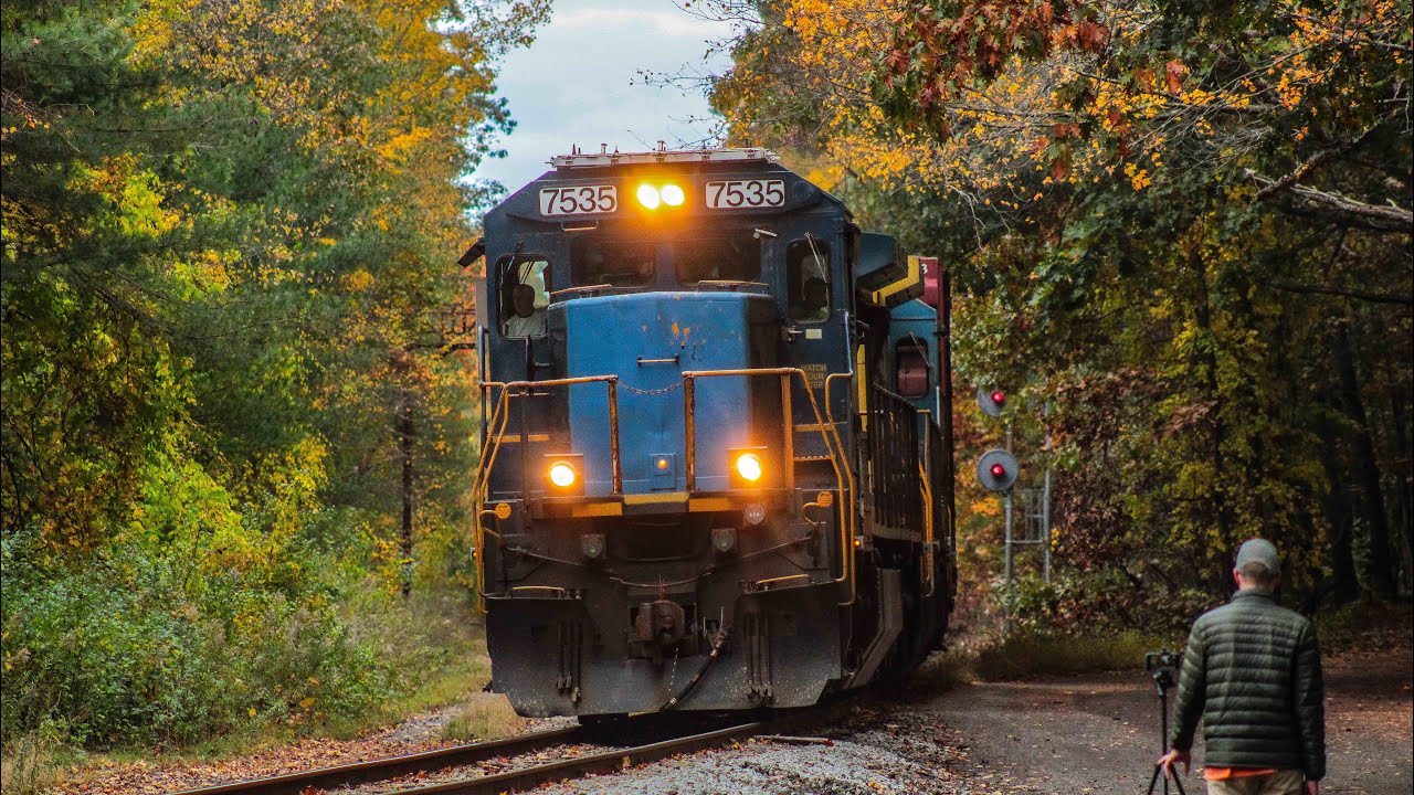 Fun day railfanning in Ayer and Westford [10-22-23] - YouTube