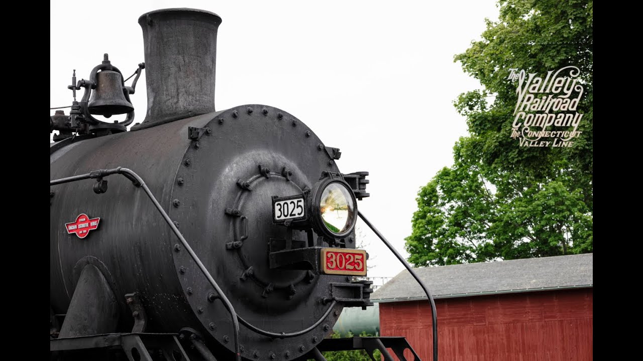 New Haven 3025: Summer Steam on the Valley Railroad 4K - YouTube