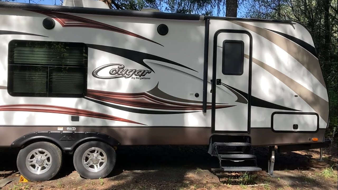 Living in travel trailer: Keystone Cougar 29-foot RV camper trailer ...