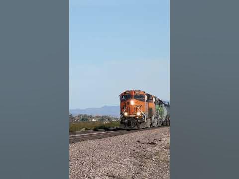 RAILFANNING SHORTS BNSF 3983 WB MP 733 NEEDLES SUB 12-8-2023 #freighttrain #railway #railfreight ...