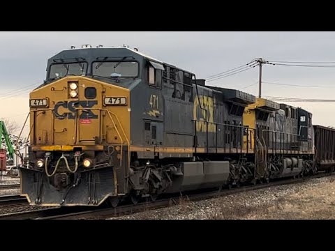 Railfanning at ridgefield Park with @NJCLRailfan ft CSX #471 and #475 AC4400CW Manifest - YouTube