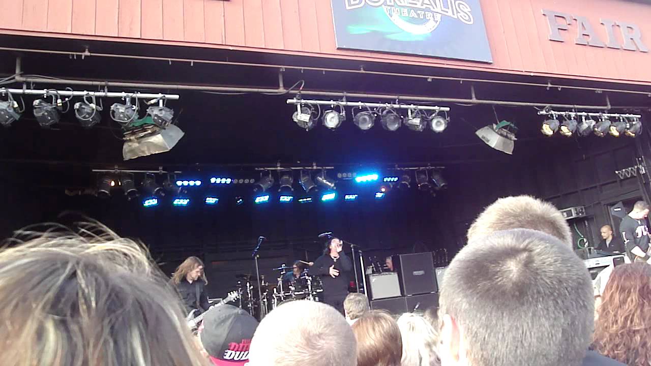 Creed - torn (Alaska State Fair 2012) - YouTube