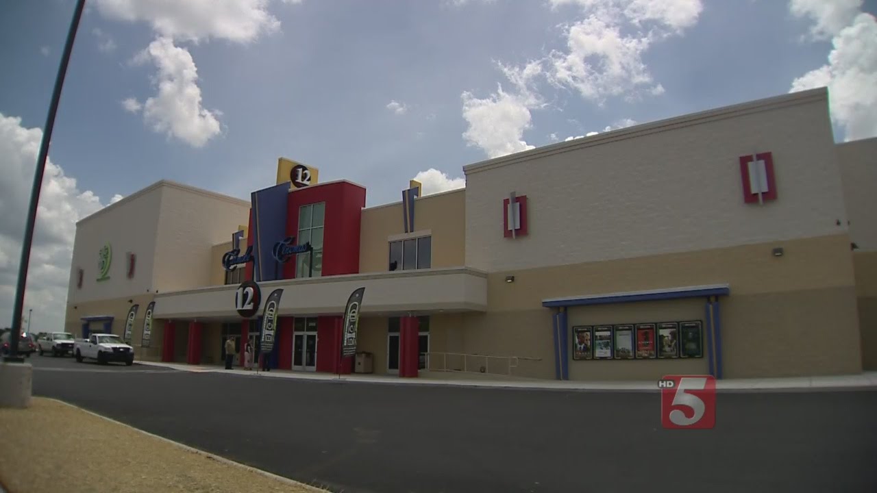 New Movie Theater Prepares For Opening Night In Spring Hill - YouTube