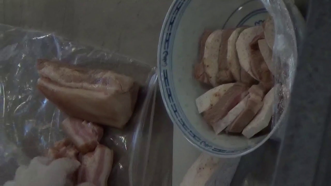 Learn to cook Kau Yuk (Chinese roast pork) - YouTube