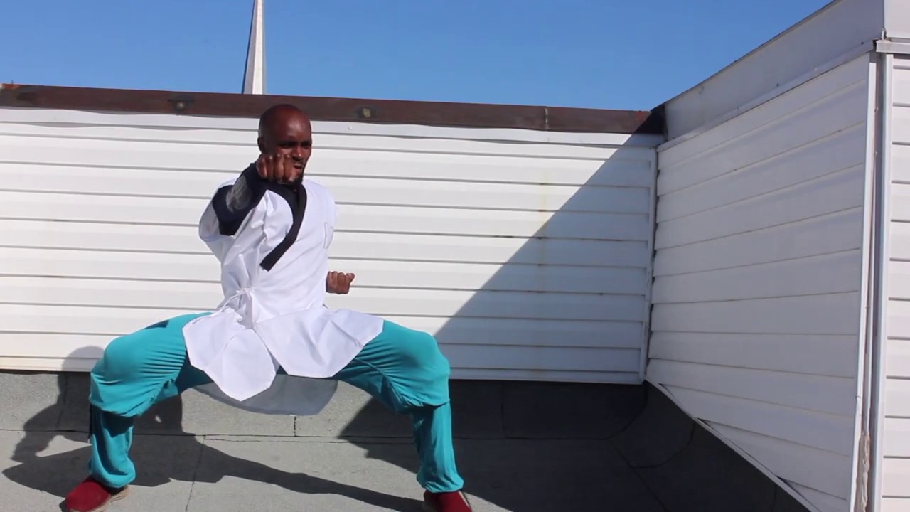 Double Hammerfist Punch - Double coup de poing marteau. - YouTube