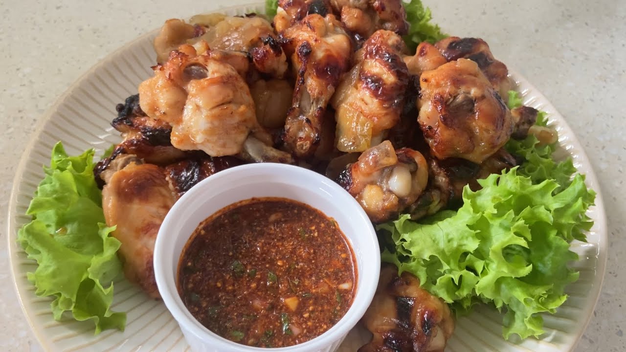 Nam Jim Jaew - The Versatile Sauce that Goes With every thing - YouTube