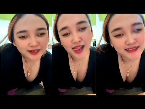 Desahan Teh Rini gak ada duanya, bikin penonton jadi hallu😍😘