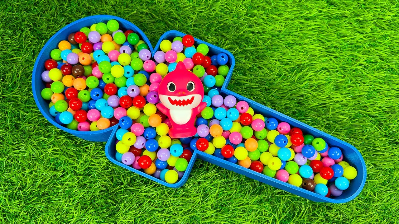 Endless Motion: Hypnotic Loops & Color Therapy - YouTube