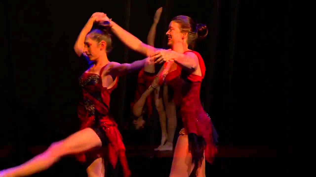 FEMALE HAND TO HAND DUO - YouTube