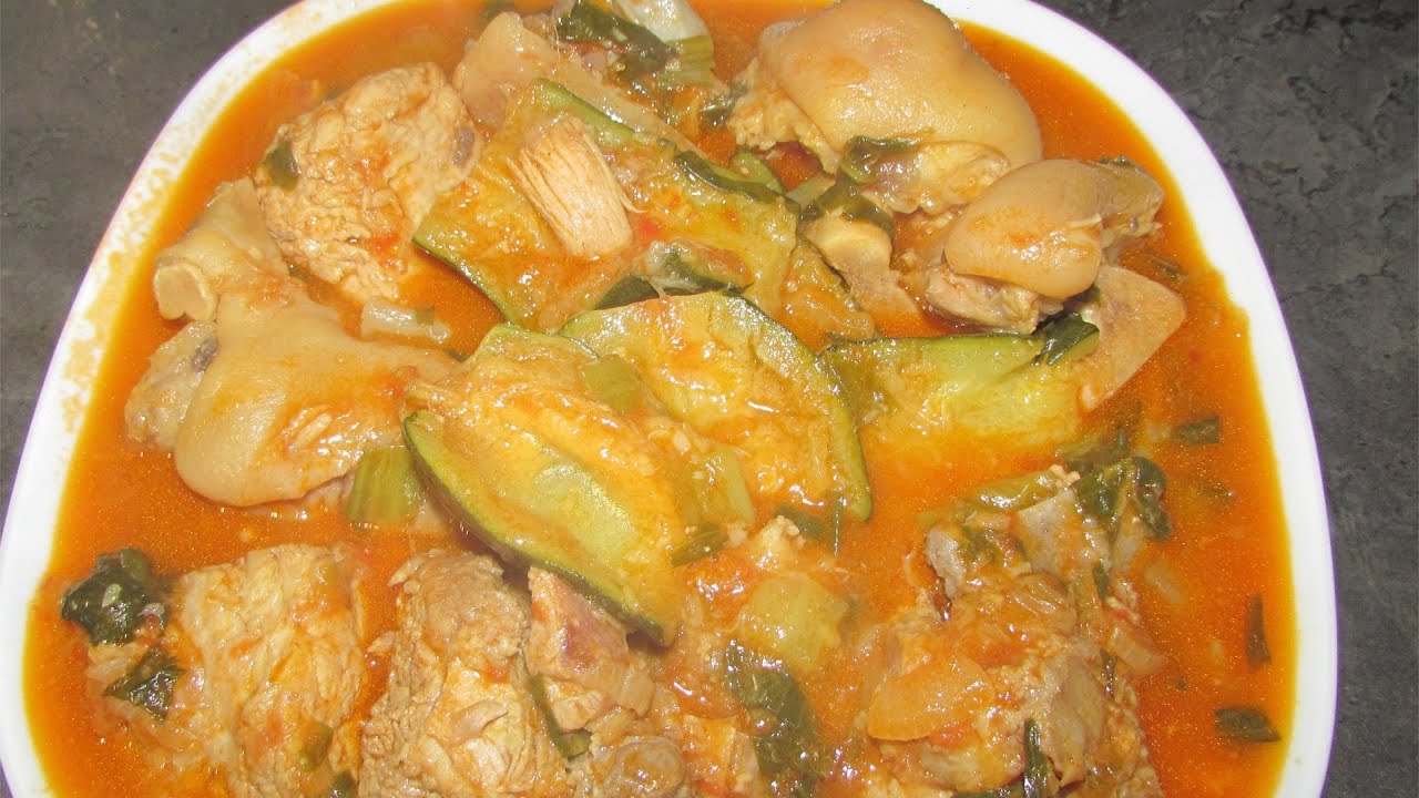 Congolese Food: Makoso (Pig Trotters) & Mipanzi (Ribs) - YouTube