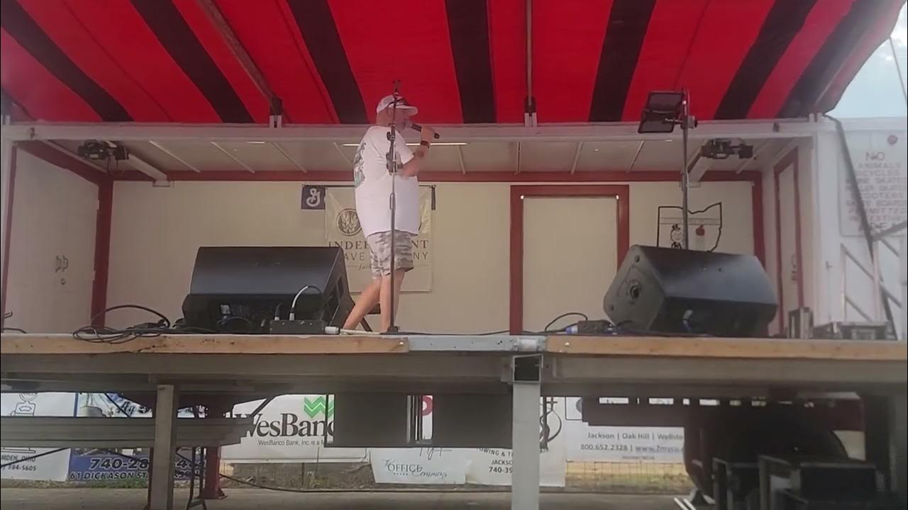 Cletus t judd every light in the house is bliwn - YouTube