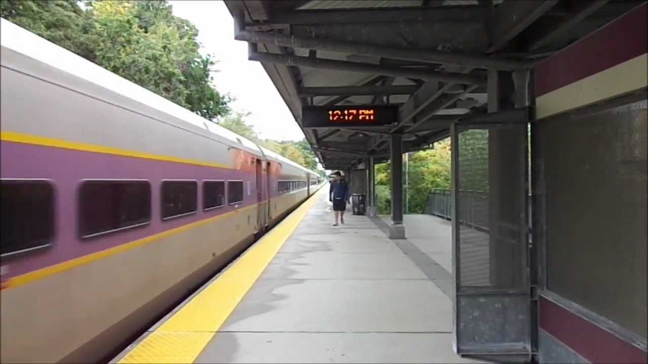 MBTA Commuter Rail at Bridgewater (HD) - YouTube