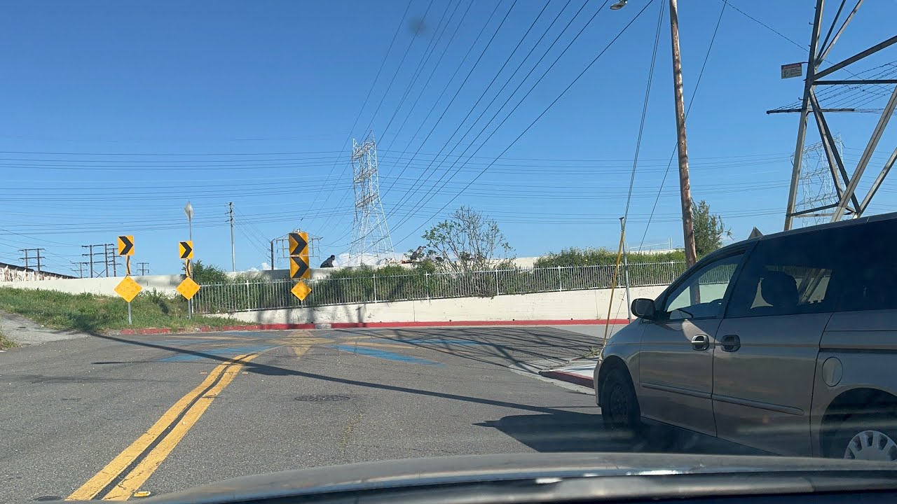 Bell, California City Tour - YouTube