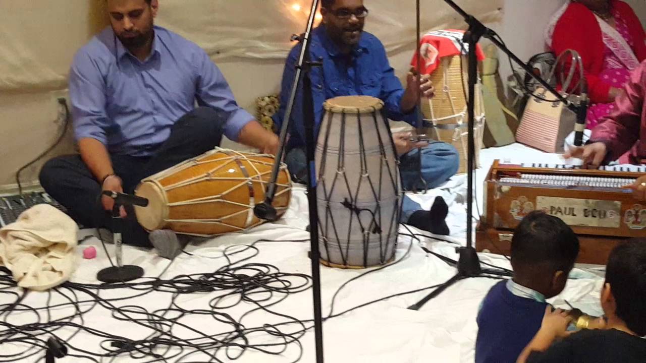 Classical Ramayan song by Ranch Sooknanan - YouTube