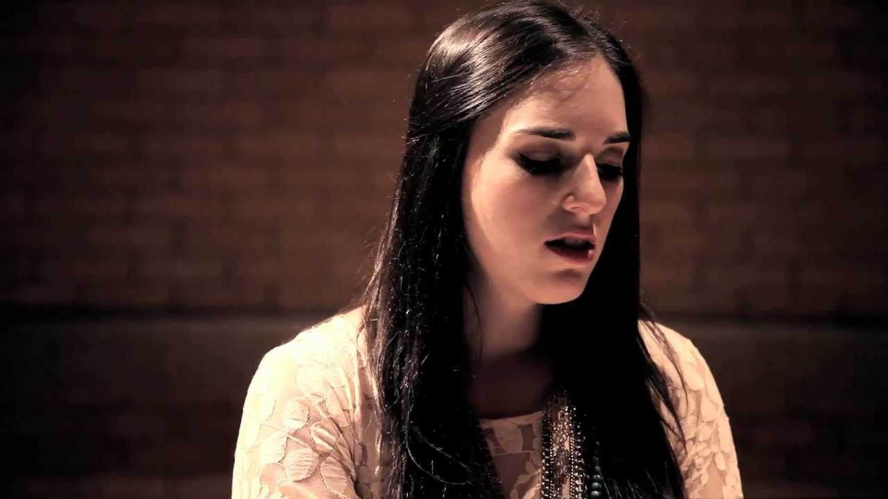 Mikaela Kahn - Faded (Acoustic Live) - YouTube