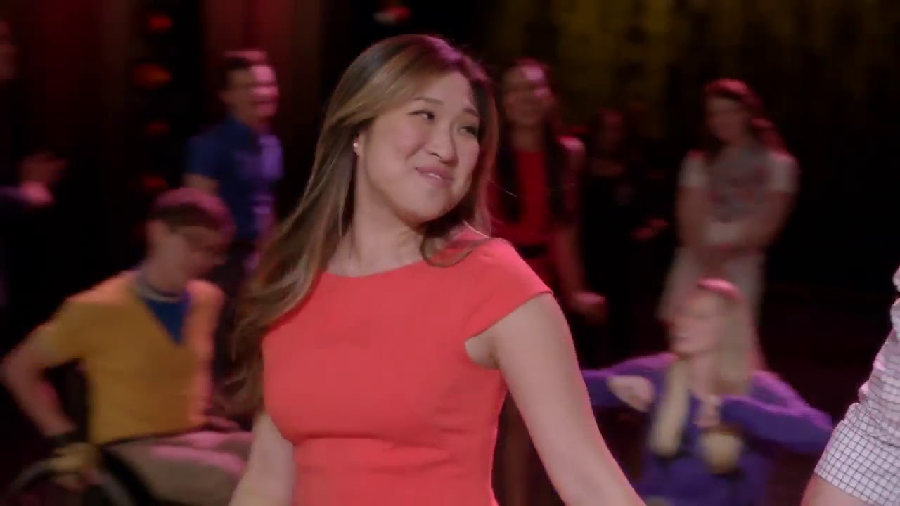 Glee Full Performance of Don't Stop Believin' from New Directions - YouTube