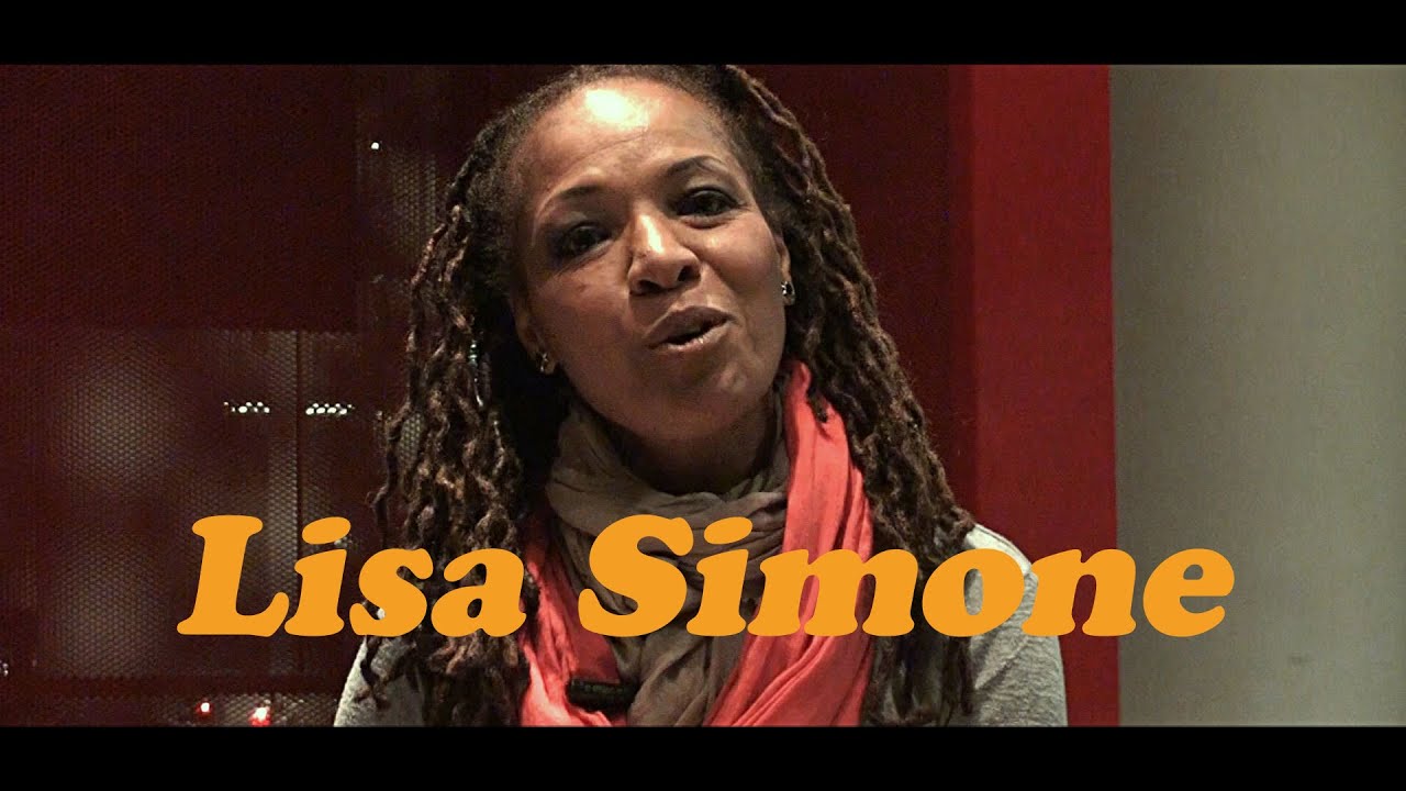 Lisa Simone "Je ne connais aucun autre artiste qui a sorti son premier ...