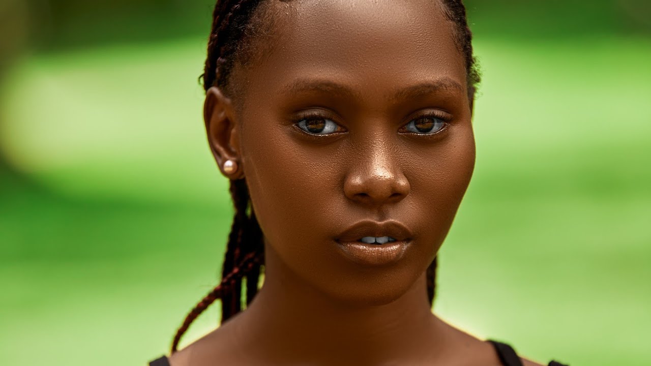 High-End Skin Retouching and Color Grading Tutorial - YouTube