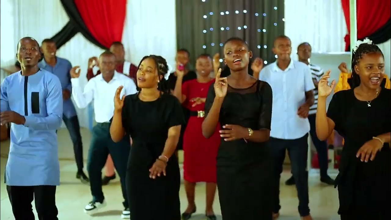 Dagi Youth Choir-Tumeuona Mkono wa Bwana Official Trial Video - YouTube