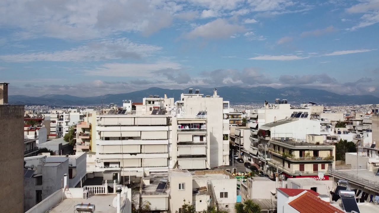 ΒΟΛΤΑ ΚΑΙ ΠΤΗΣΗ ΣΤΟ ΠΑΡΚΟ - YouTube