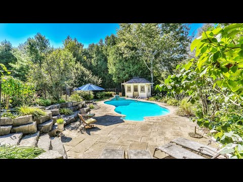 10 Vanvalley Drive, Whitchurch-Stouffville - YouTube