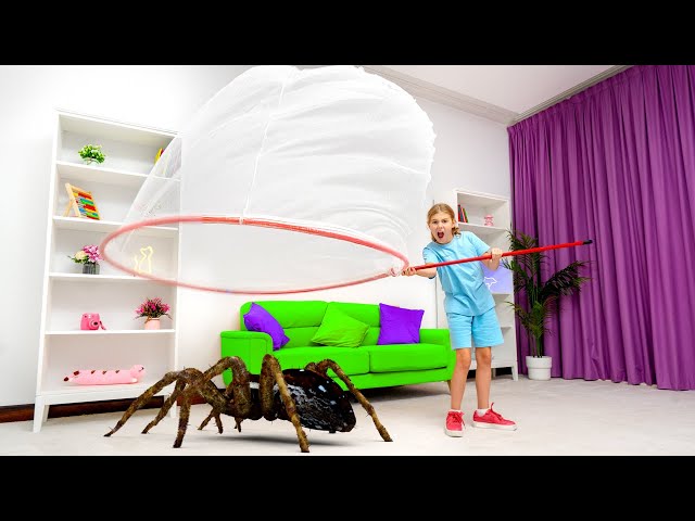 Five Kids catch bugs at home, pretend play and learn facts about ...