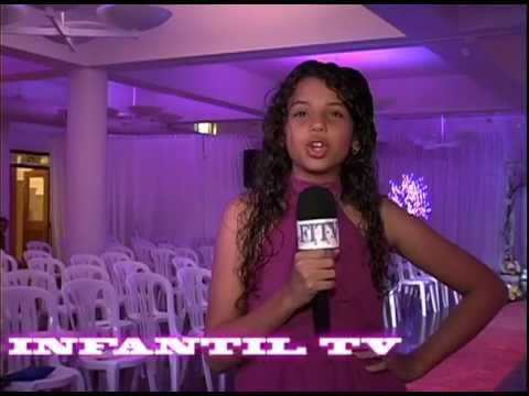 CORALYS REPORTERA DE FASHION INFANTIL TV - YouTube