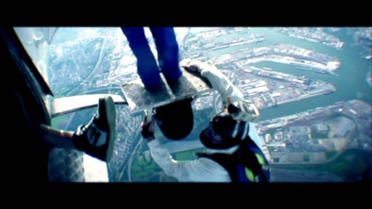 Skydive movie Paraclub Hoevenen - YouTube