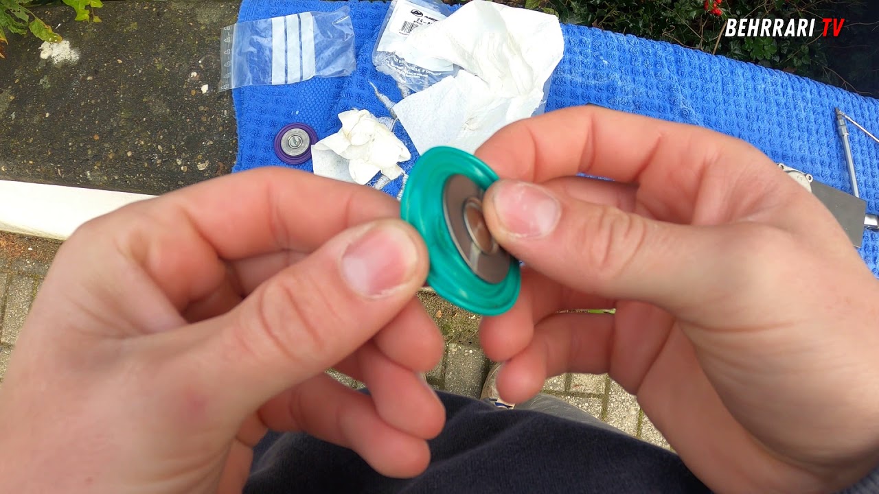 Mercury Optimax - Tracker Valve Replacement - YouTube