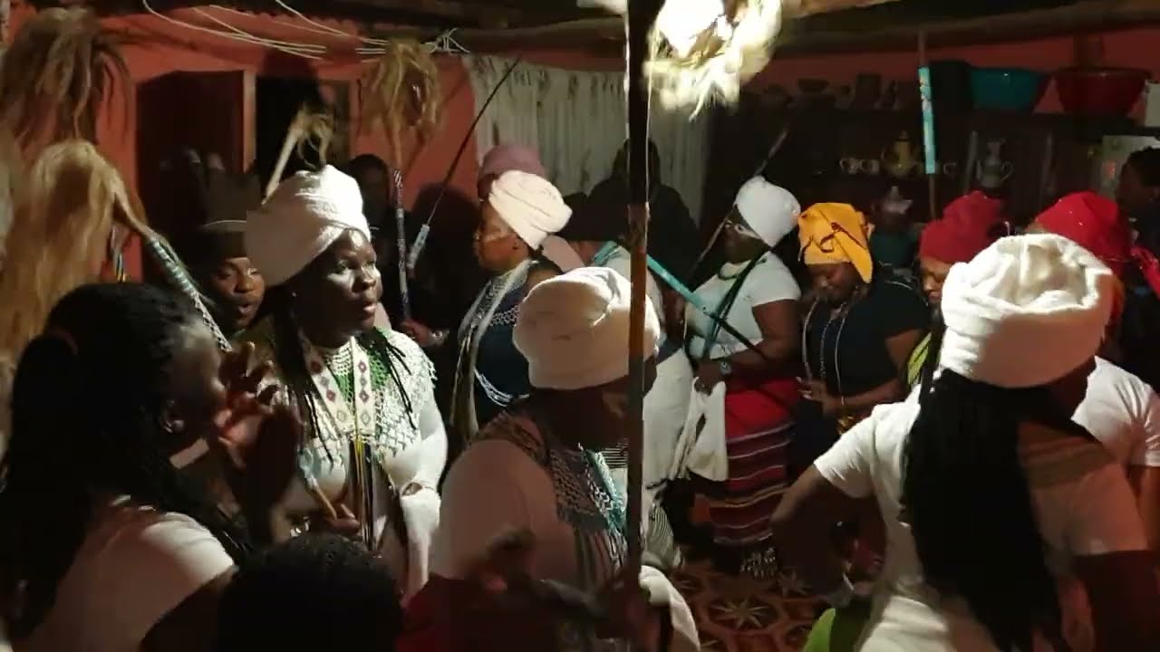 NKWENKWEZI YOOGCWANINI - NGENYIMINI - YouTube