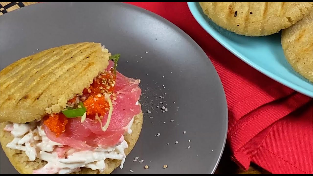 Arepa Tuna California - YouTube