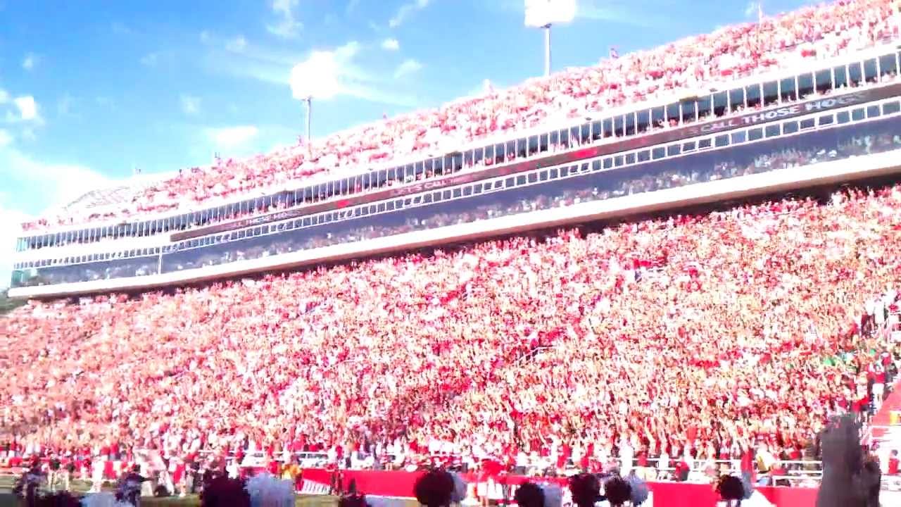 "The Greatest Razorback Hog Call Ever 2012" - YouTube