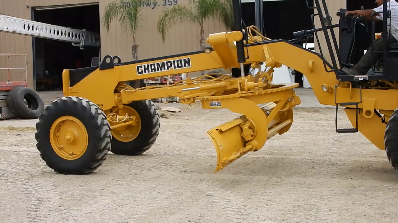 GM106395-CHAMPION 710A MOTOR GRADER SERIES 3 - YouTube