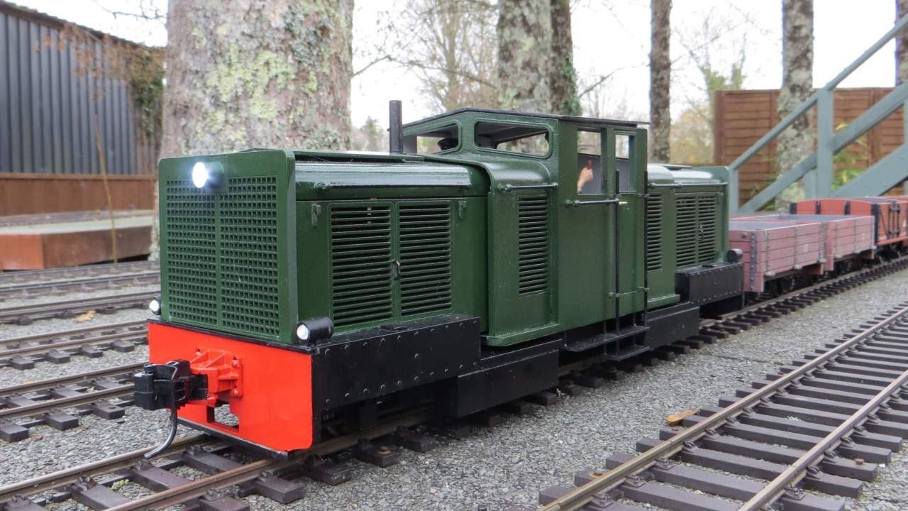 16 mm Narrow Gauge Live Steam (and "Diesels") at Buckfastleigh ...