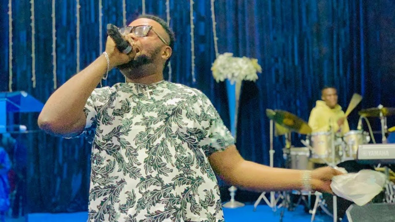 Isoko Old School Christian Music by Psalmist Emmanation - YouTube