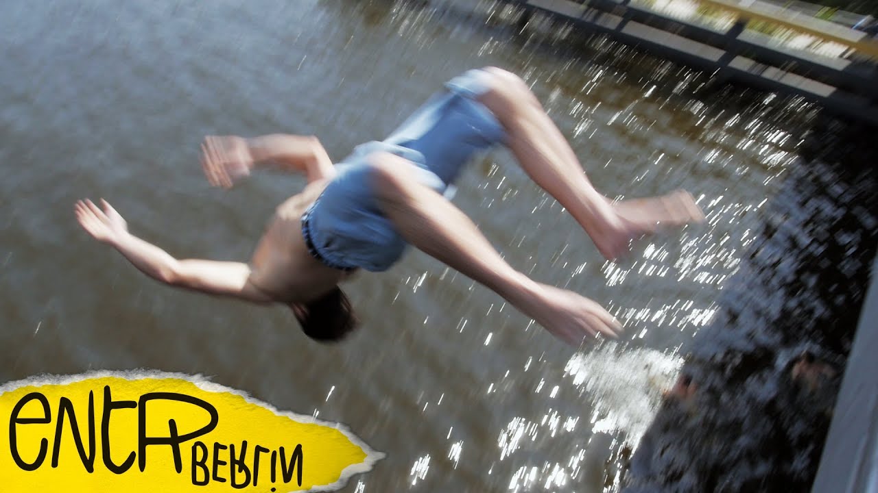 Acrobatic Bridge Jumping Berlin // On the Beat - YouTube