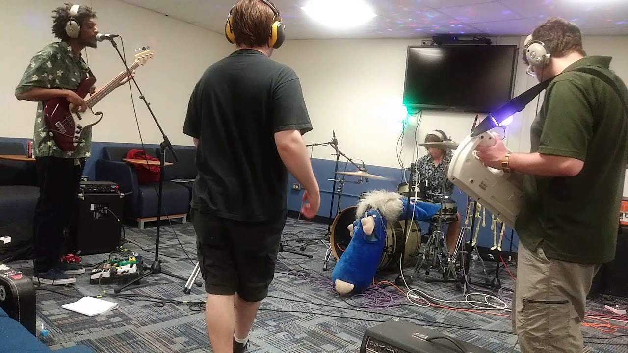 The Guap Squad Gang from Joliet, IL: Live at WZRD 7/2/2019 - YouTube