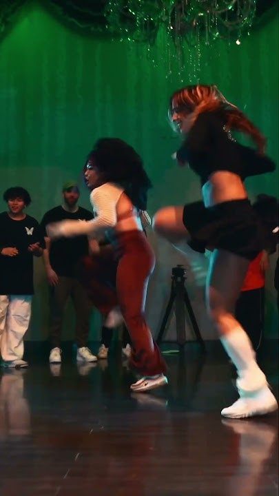 YES, AND? BUT MAKE IT FOOTWORK🥰 #shuffle #footwork #shuffledance - YouTube