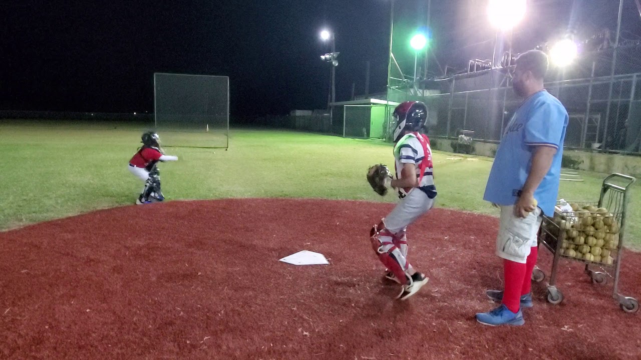 RD42 Academy Catcher's Camp cover bunting throwing to first - YouTube