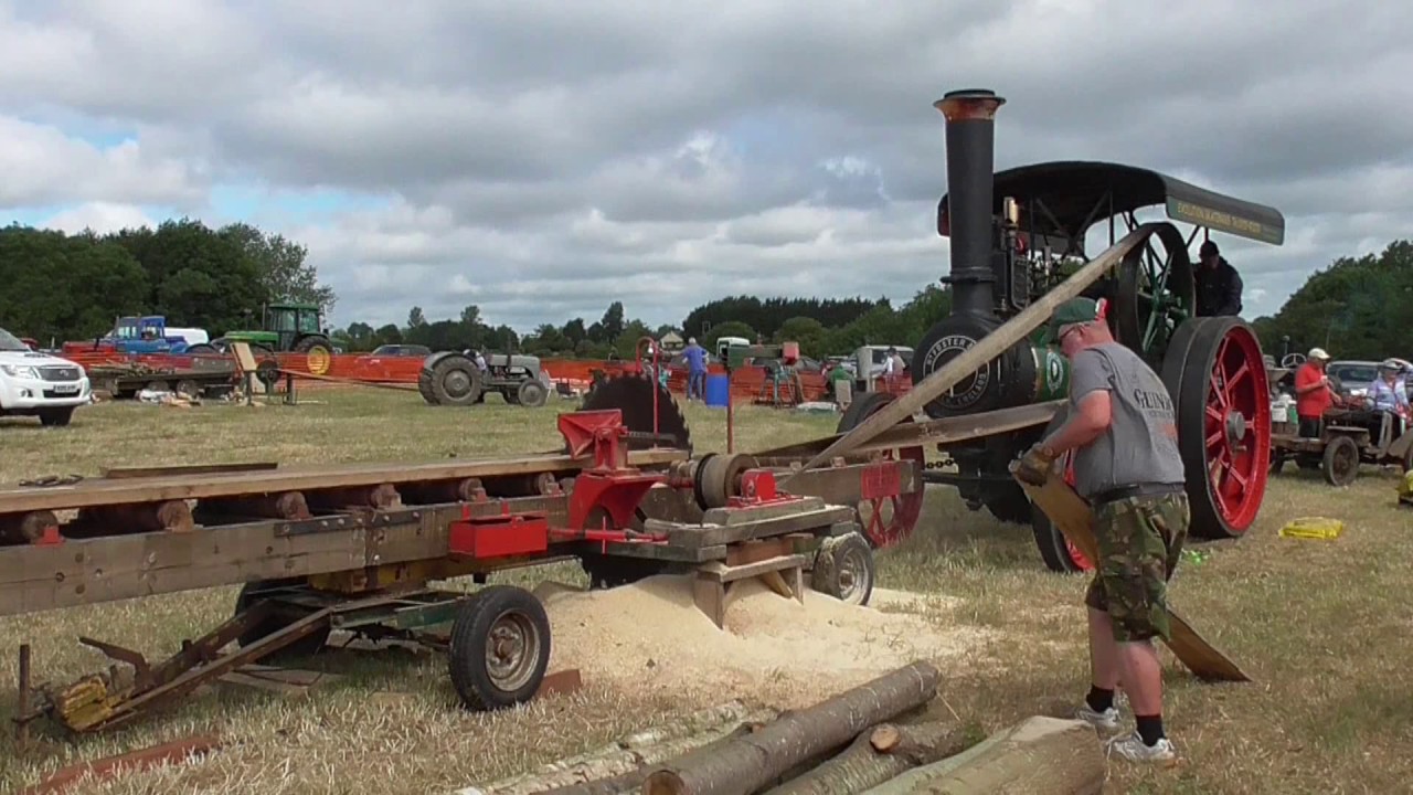 Traction engine powered saw bench, Bloxham steam rally, June 2017 - YouTube
