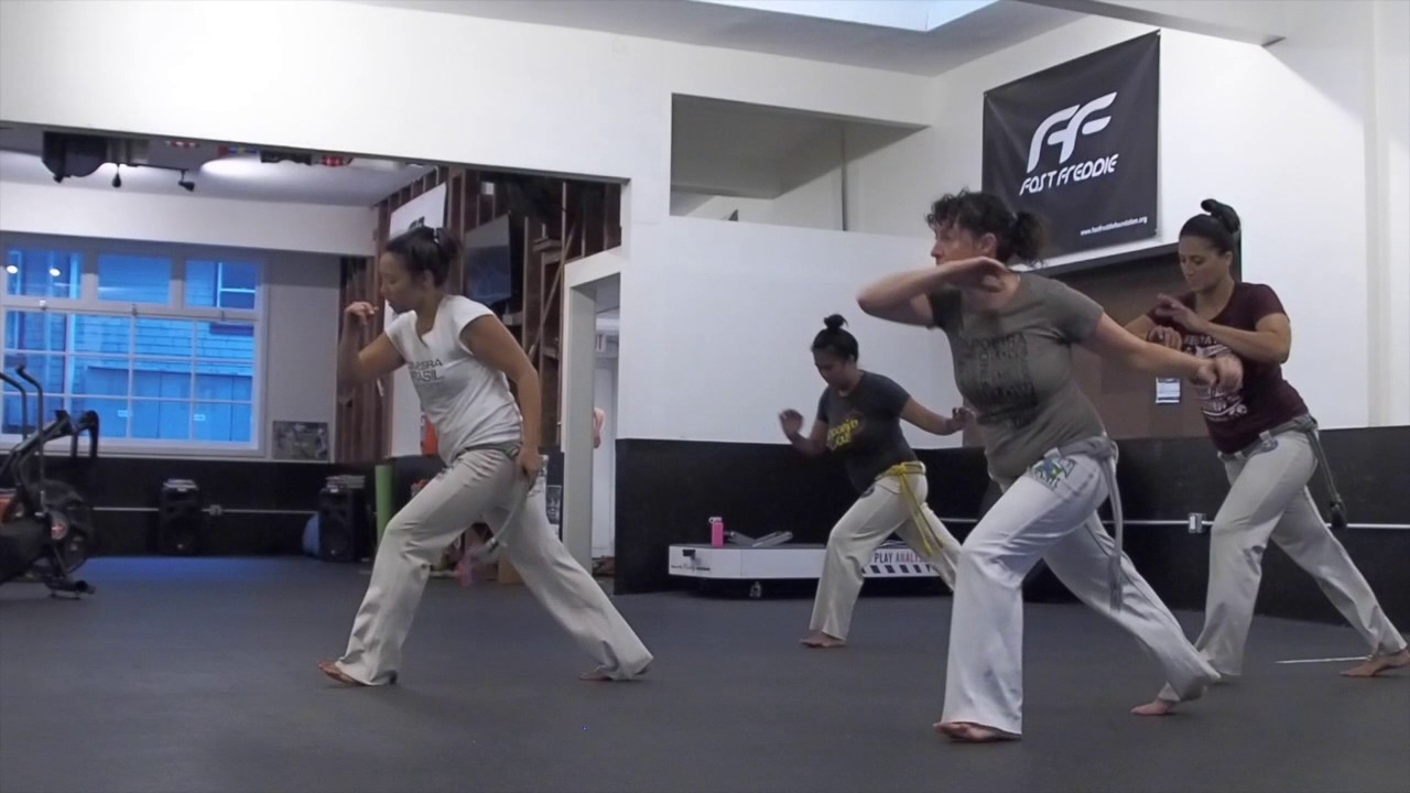 Try Our Capoeira Beginner Series - YouTube