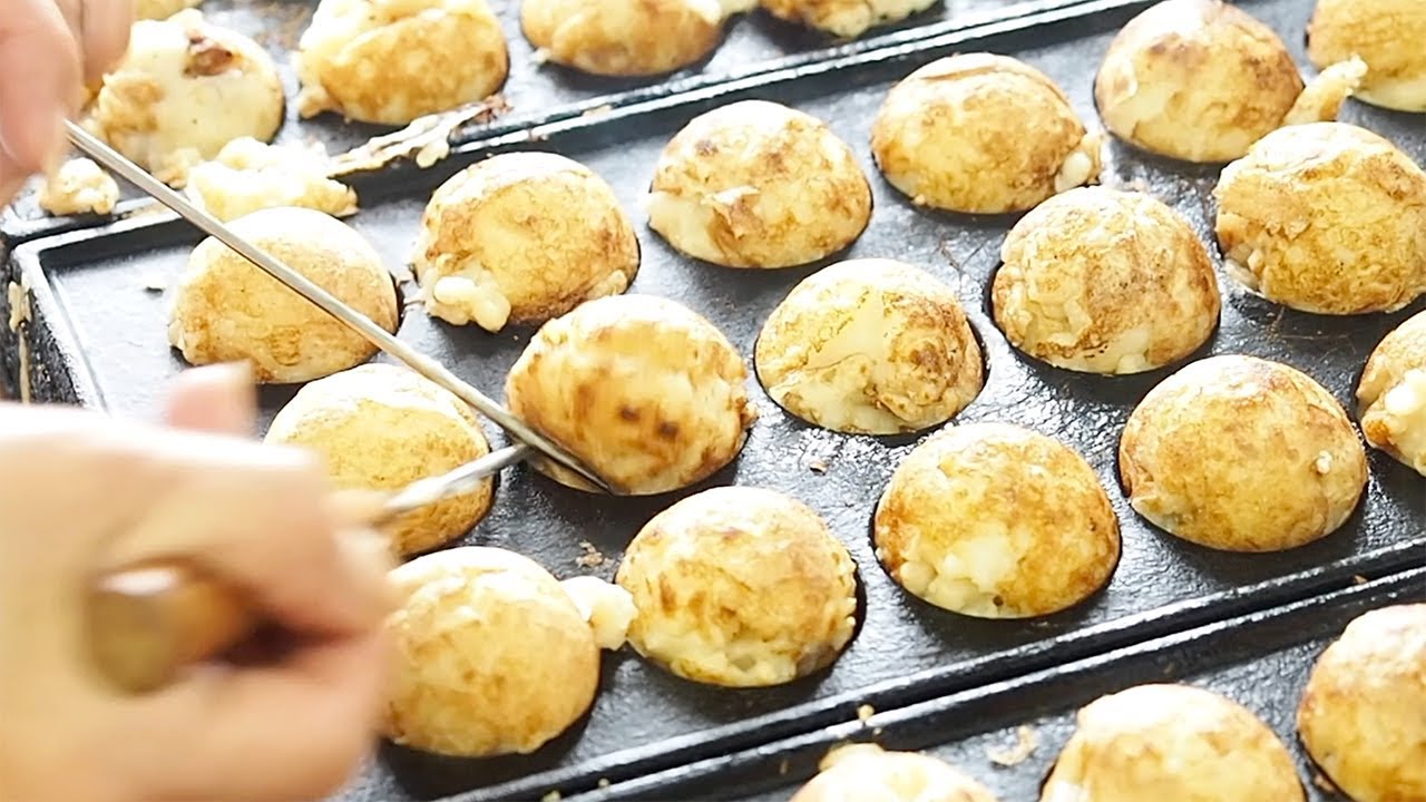 Japanese Street Food - Takoyaki Octopus Balls Fukuoka Japan - YouTube
