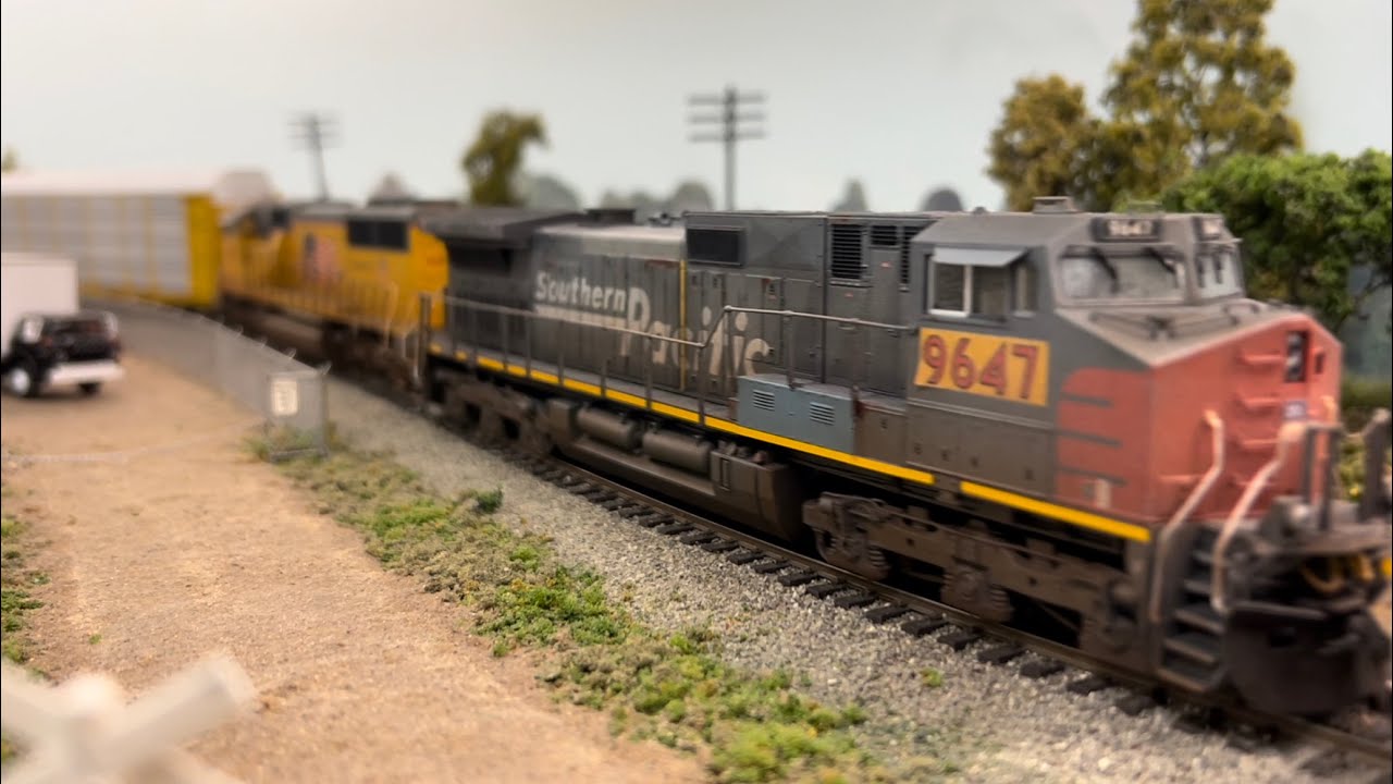 HUGE HO Scale Union Pacific Autorack Train With DPU! - YouTube