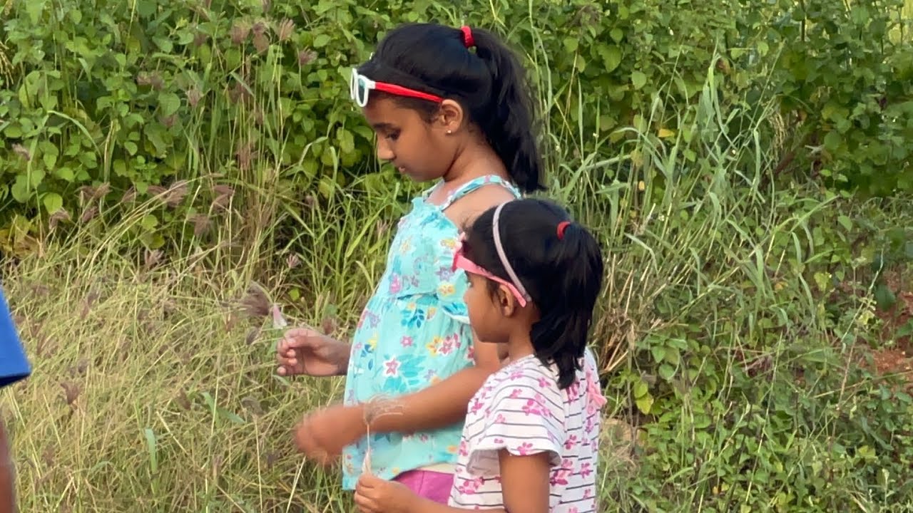 Ooru Palletooru - Balagam movie song (Haanvika & Maanhitha) - YouTube