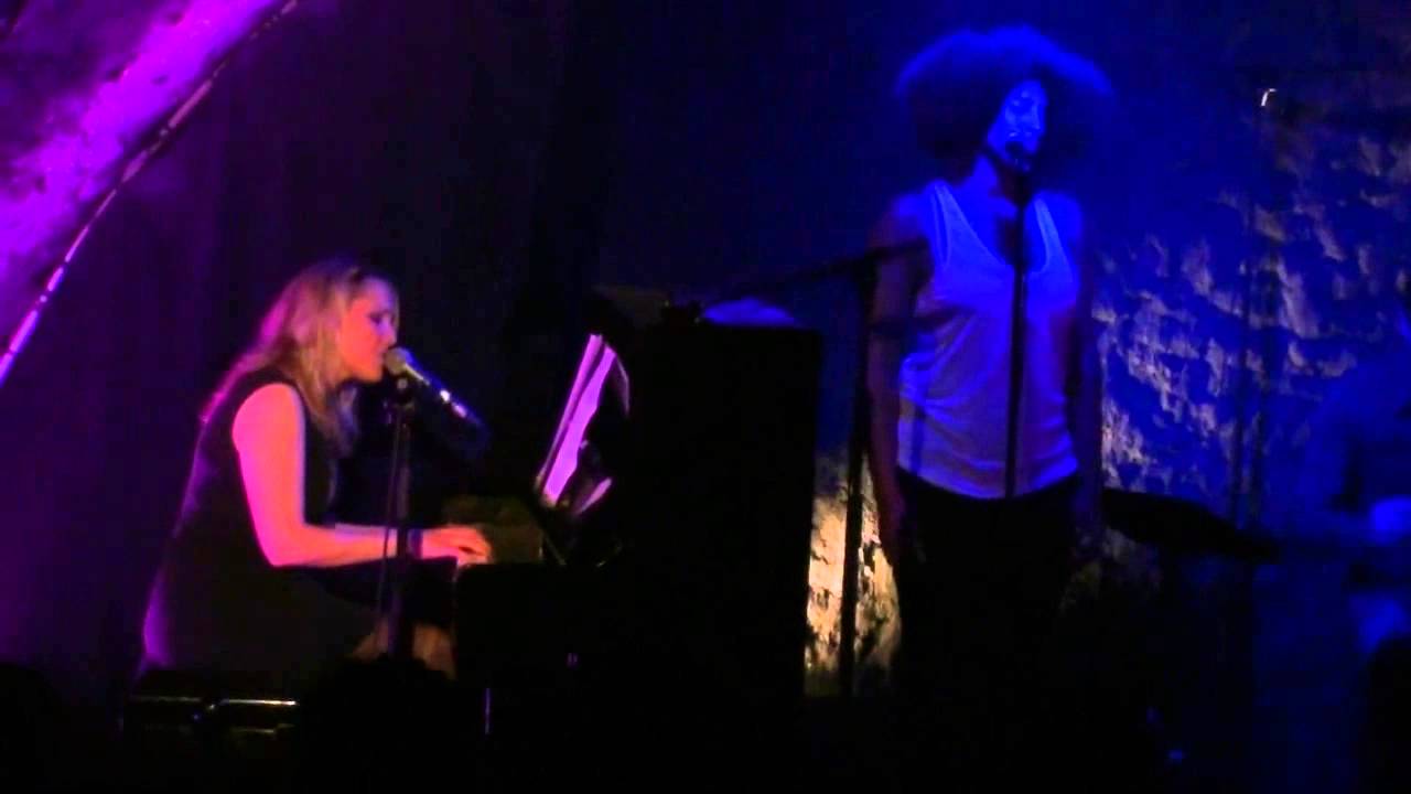 Orange Tree - Devon Graves [Live @ LSDH Paris] - YouTube