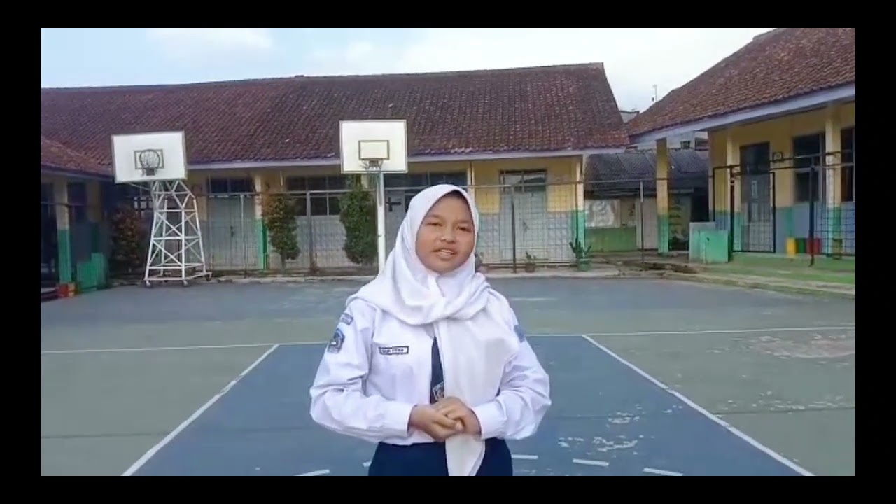 Galuh Fitria SMPN1CIWIDEY REVIU MEI SR03 - YouTube