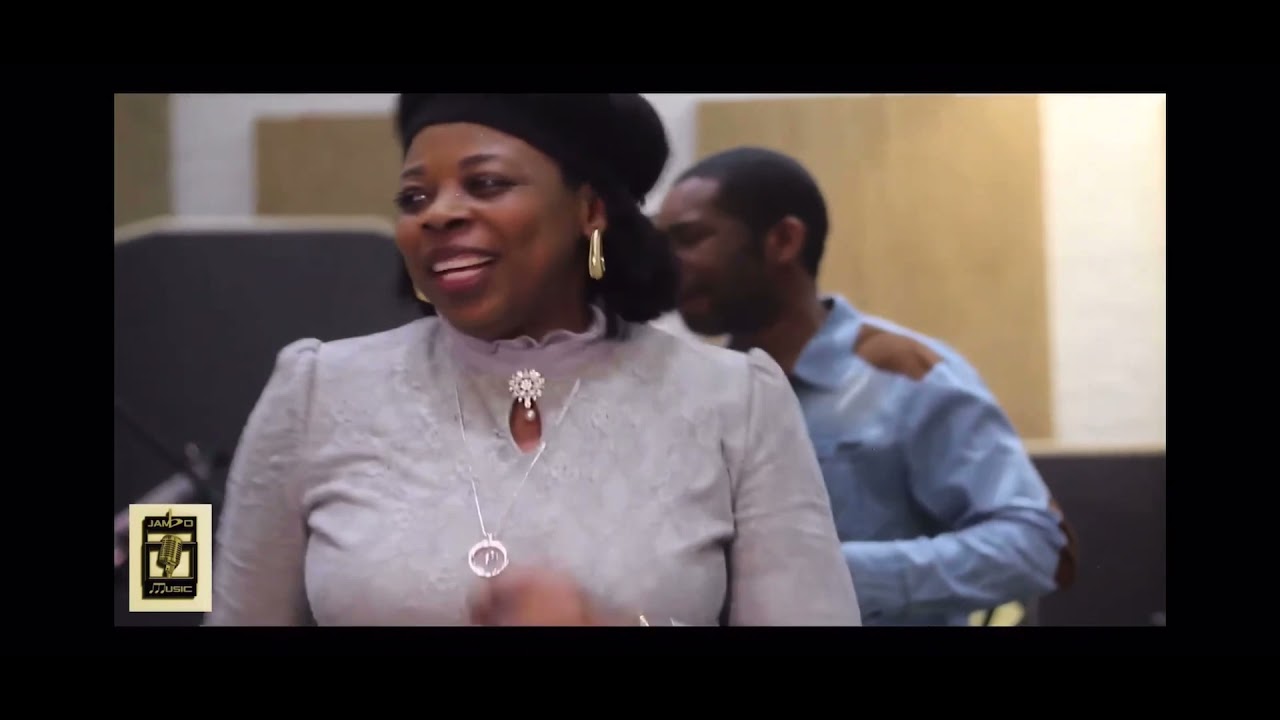 Electrifying Powerful Praise session - Abi Megaplus - YouTube