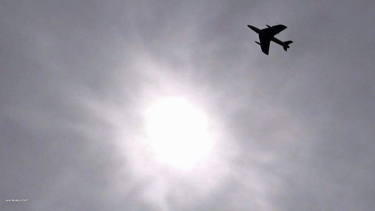 Very Cool Jet Aircraft "Blue Note" Sound. - YouTube