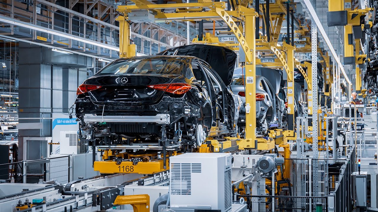 How the factory produces the Mercedes-Benz C-Class - Factory in Germany ...